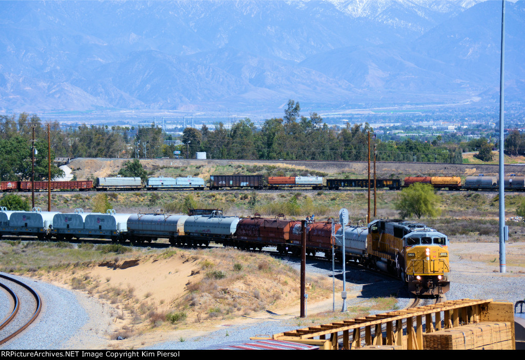 UP 6165 2274 - West End Colton Balloon Track - 4 of 7